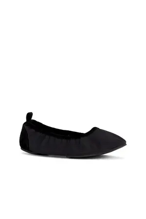 ST. AGNI Satin Ballet Flat - Black