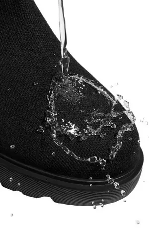 Vivaia Round-toe Knee-high Platform Wedge Boots - Black