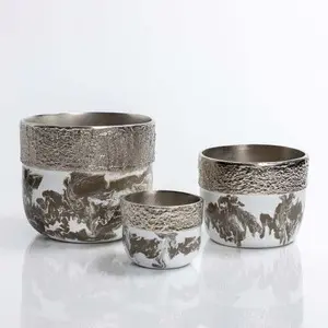 LUNARES Dansbury Cache Pot - Silver