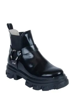 URBNKICKS Chelsea Strap Boots
