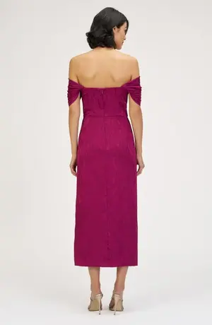 Js Collections Phoebe Convertible Sleeve Cocktail Dress In Raspberry - 60%  Off | Editorialist