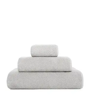 GRACCIOZA Bee Waffle Bath Sheet Silver