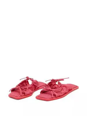 CARLOTHA RAY Quilted Bow Flat Sandals - Pink
