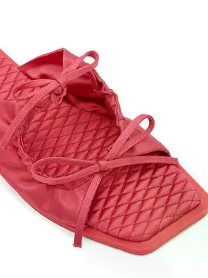CARLOTHA RAY Quilted Bow Flat Sandals - Pink
