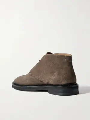 Mr P. Lucien Chukka Boots