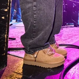 UGG Lowmel Sneaker