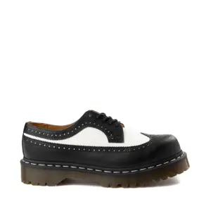 Dr. Martens 3989 Brogue Shoes
