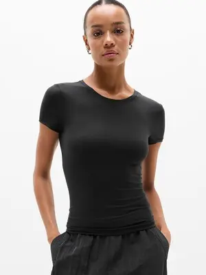 Athleta Bodymove Crew Neck T-shirt - Black