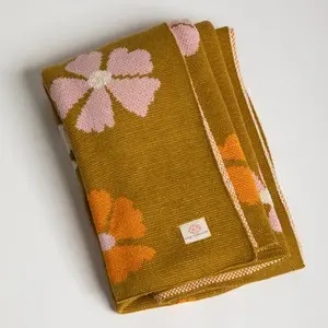 PINK LEMONADE Flower Organic Cotton Throw Blanket - Bush Green