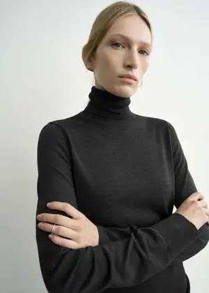 TOTEME Fine Knit Turtleneck