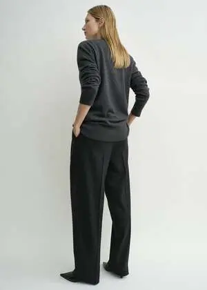TOTEME Cashmere V-neck Knit