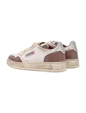 AUTRY Medalist Low Super Vintage Sneakers