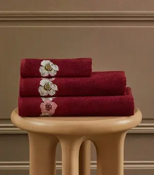 YVES DELORME Corolles Hand Towel