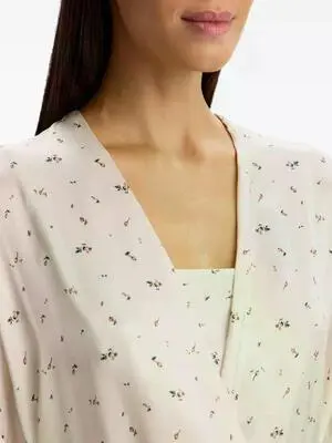 12 STOREEZ Floral-print Silk Robe