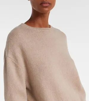 Khaite Milo Cashmere Sweater