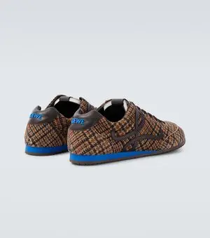 Loewe Ballet Runner 2.0 Checked Sneakers - Brown