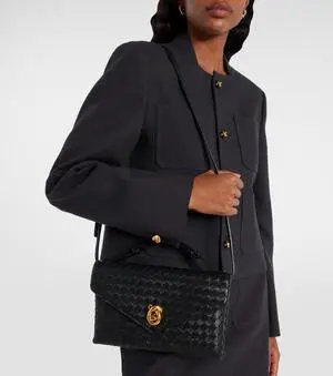 Bottega Veneta Knot Lock Intrecciato Leather Top-handle Bag - Black