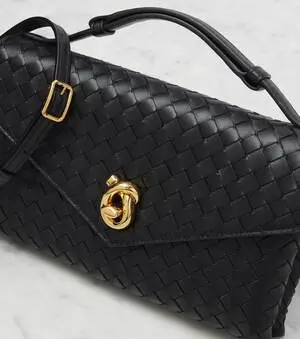 Bottega Veneta Knot Lock Intrecciato Leather Top-handle Bag - Black