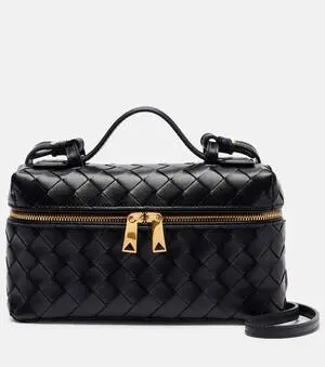 Bottega Veneta Intrecciato Leather Vanity Bag - Black