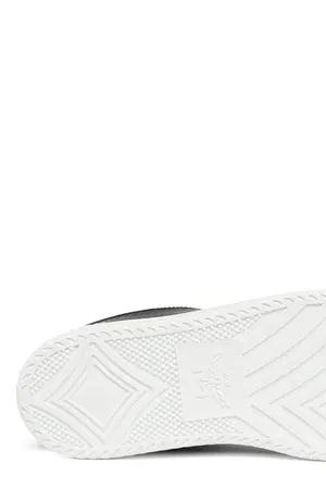 Mcm Neo Terrain Low-top Sneakers - Black