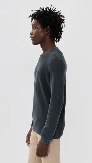 Faherty Brand Sunwashed Crew Neck Sweater - Faded Black