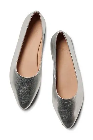BEEK Swoop Ballet Flats