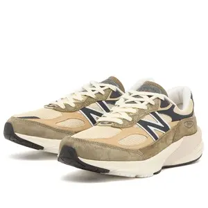 NEW BALANCE 990v6 Sneaker