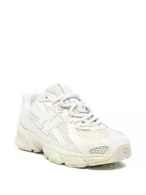 NEW BALANCE 740 Logo Sneakers - Neutrals