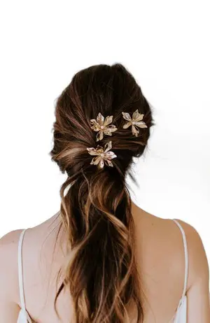 UNTAMED PETALS Comet Pearl Hair Pins Set Of Three