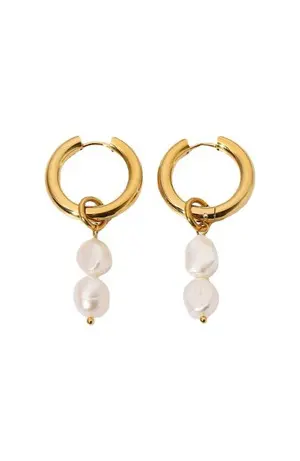 UNTAMED PETALS Zuma Freshwater Pearl Hoop Earrings - Gold