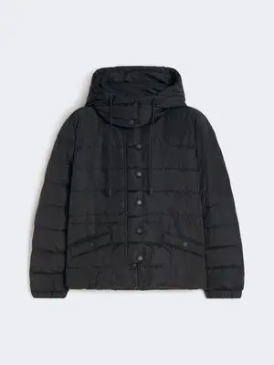 Max Mara Short Down Jacket In Water-repellent Taffeta - Black