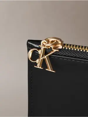 Calvin Klein Leather Zip Card Case - Black