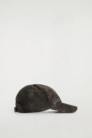 Cos Suede Baseball Cap Brown