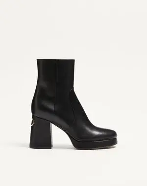 Valentino Garavani Fawcette Platform Ankle Boots - Black