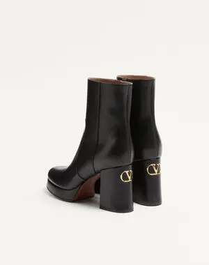Valentino Garavani Fawcette Platform Ankle Boots - Black
