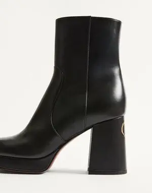 Valentino Garavani Fawcette Platform Ankle Boots - Black