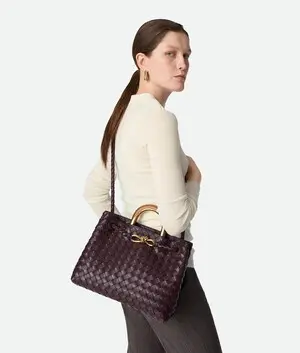 BOTTEGA  VENETA Intrecciato Leather Top Handle Bag