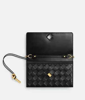 Bottega Veneta Andiamo Pouch On Chain - Black