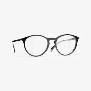 Women's eyeglasses for round face shapes