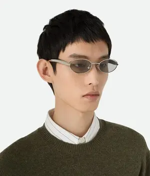 Bottega Veneta Sardine Oval Sunglasses - Silver/gray