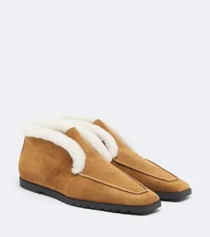 TOTEME Shearling-lined Suede Ankle Boots - Brown