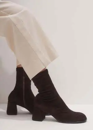 ME+EM Ankle Stretch Boots - Deep Chocolate