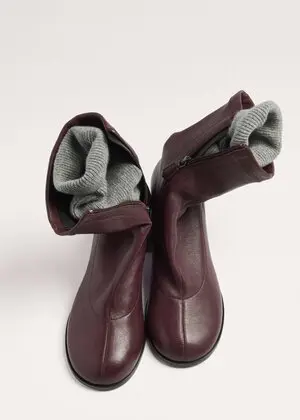 ME+EM Ankle Stretch Boot - Deep Red