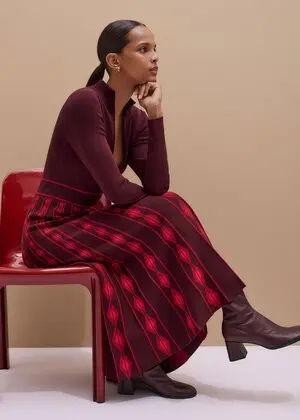 ME+EM Ankle Stretch Boot - Deep Red
