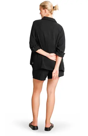 NOM MATERNITY Maternity & Nursing Shirt - Black