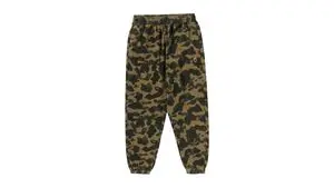 A BATHING APE 1st Camo One Point Relaxed Fit Sweat Pants - Green