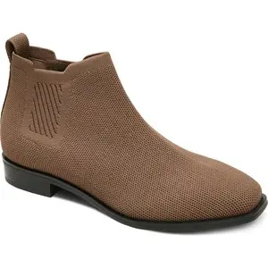 Vivaia Square Toe Booties