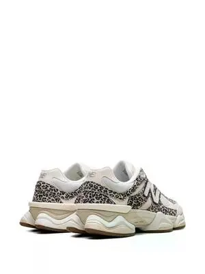NEW BALANCE 9060 Sneakers - Neutrals