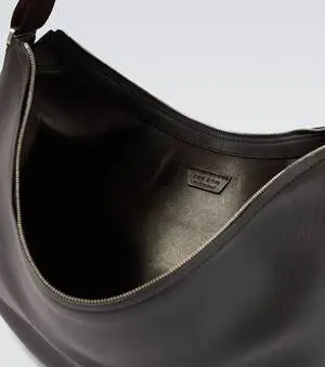 THE ROW Leather Crossbody Bag - Brown