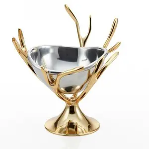 LUNARES Manzanita Pedestal Nut Dish - Gold